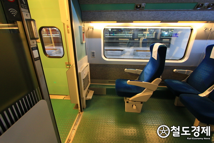 [박병선의 열차이야기] 20량 KTX, 5호차만 다르다! '전격 해부'