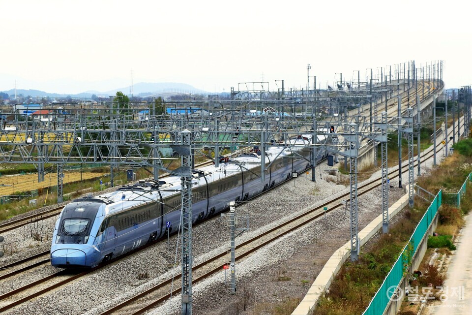 [Pick] 중동發 훈풍...현대로템, "고속車 해외시장 문 연다"