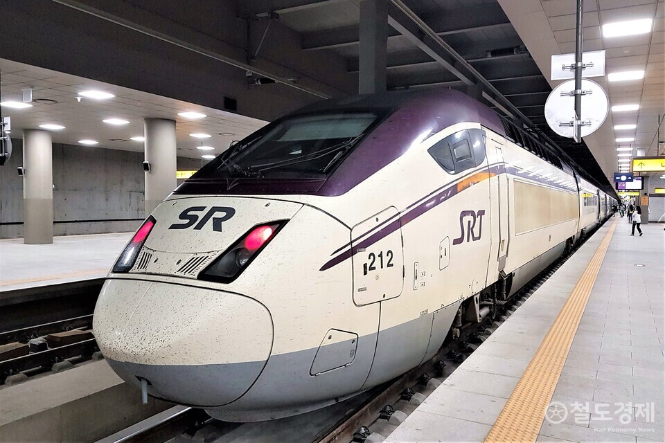 [Pick] SR "1조짜리 고속車 큰 장 열었다"