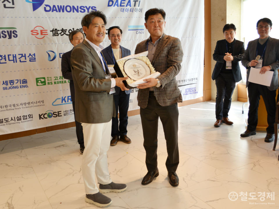 [사진] '제1회 철도인한마음오픈대회' 굿샷!