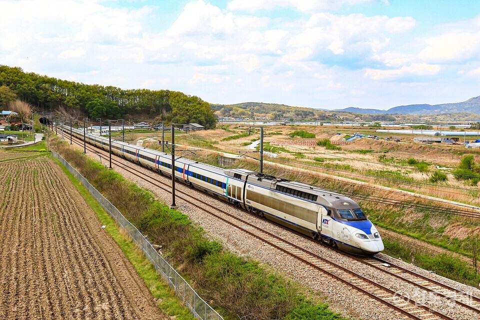 '노후 KTX-1 교체비용' 정부지원, 실마리 풀리나…국회서 철산법 개정안 발의