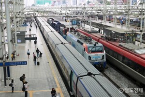 코레일, '11일 총파업' 대비 비상수송체제 돌입… KTX 67% 운행